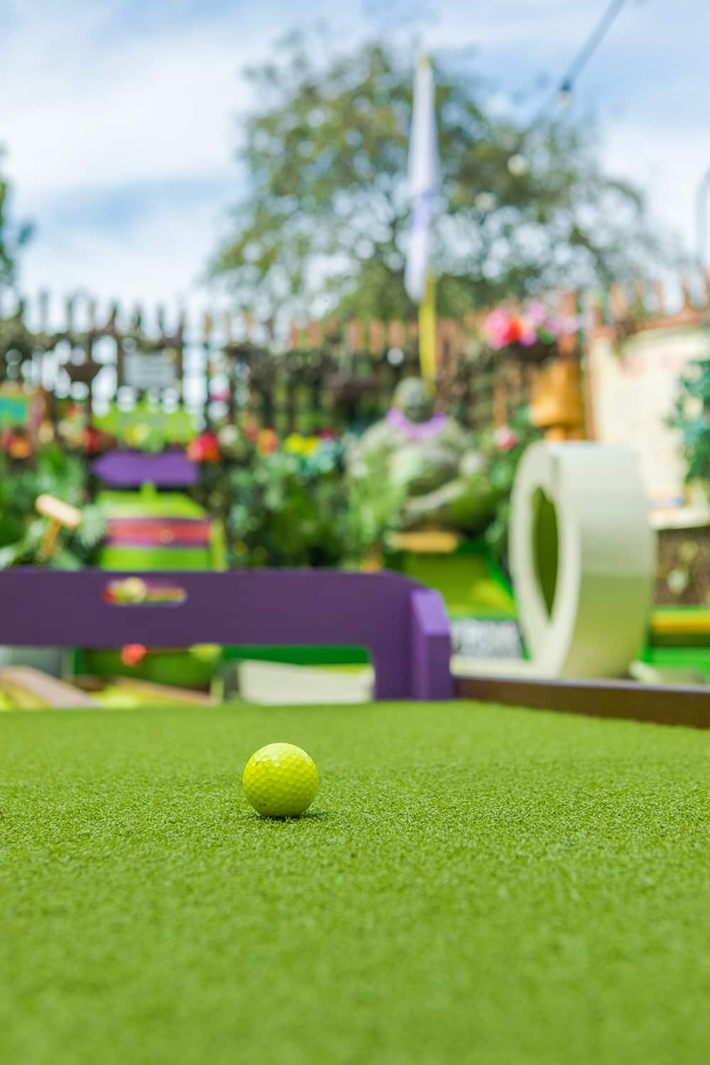 Crazy Golf in London | Best Mini Golf Courses Near You