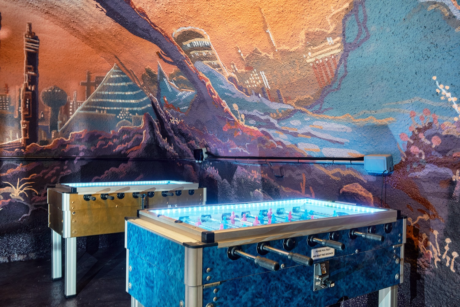 Crazy Golf in London Bridge | Mini Golf Adventure in Borough Market